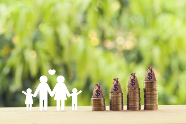 How to Make a Realistic Family Budget That Lasts - Olyv